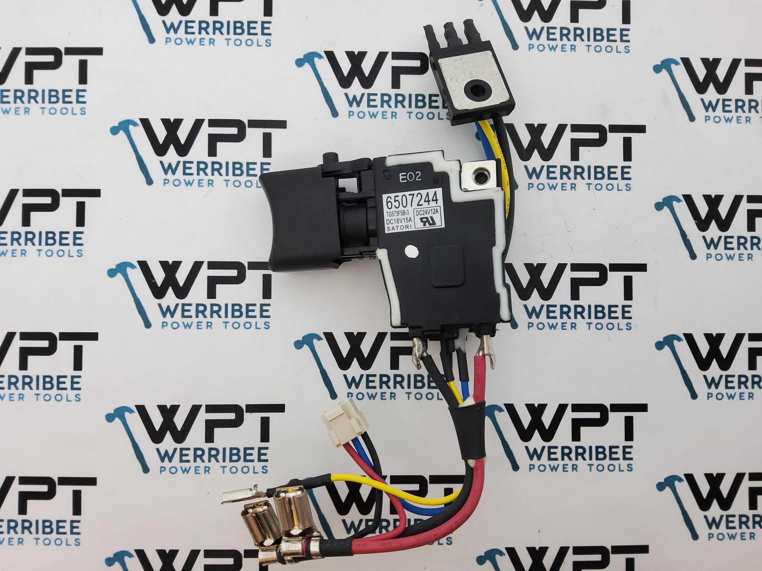 Makita Switch 650724-4 - Werribee Power Tools (VIC) Pty Ltd